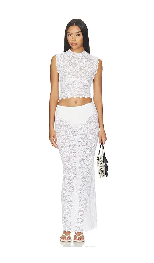 Nbd Lace Cropped Top With Scalloped Trim