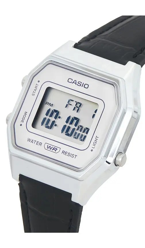 Casio Digital Watch With Leather Band