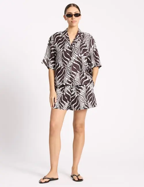 ALBARAY Mono Palm Print Shorts