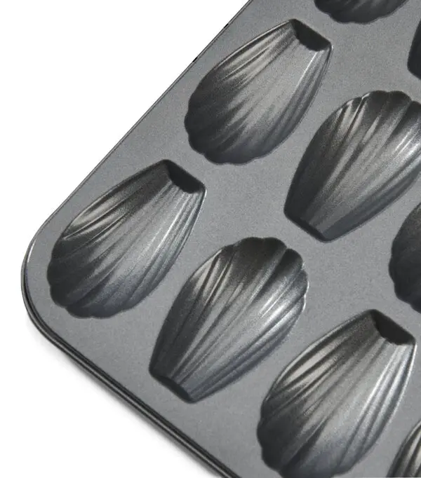 DE BUYER Non-stick Madeleines Baking Tray