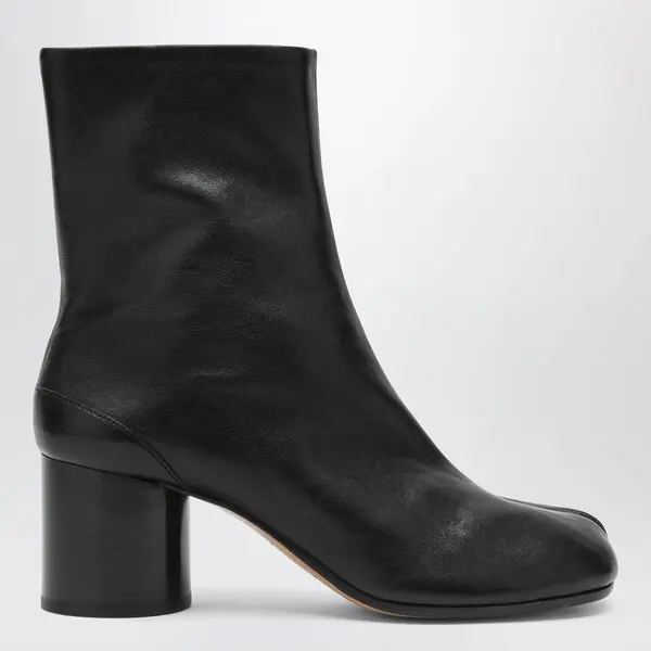 MAISON MARGIELA Tabi Ankle Boots - Black