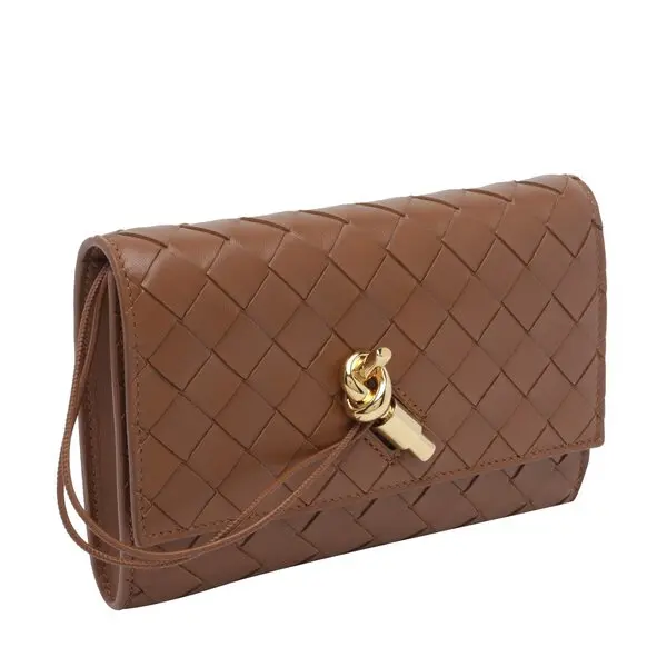 Bottega Veneta Andiamo Clutch In Nappa Leather - Brown