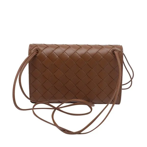 Bottega Veneta Andiamo Clutch In Nappa Leather - Brown
