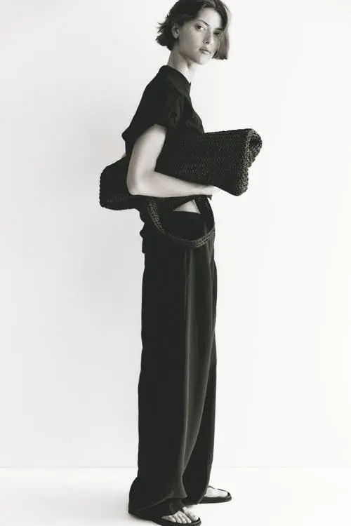 H&m Crease-leg Barrel Trousers - Black