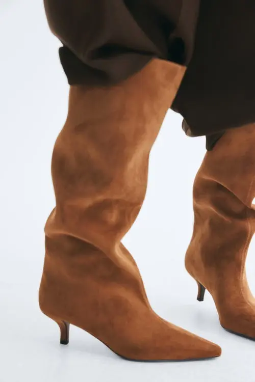 H&M Knee-high Pointed Toe Kitten Heel Boots - Brown