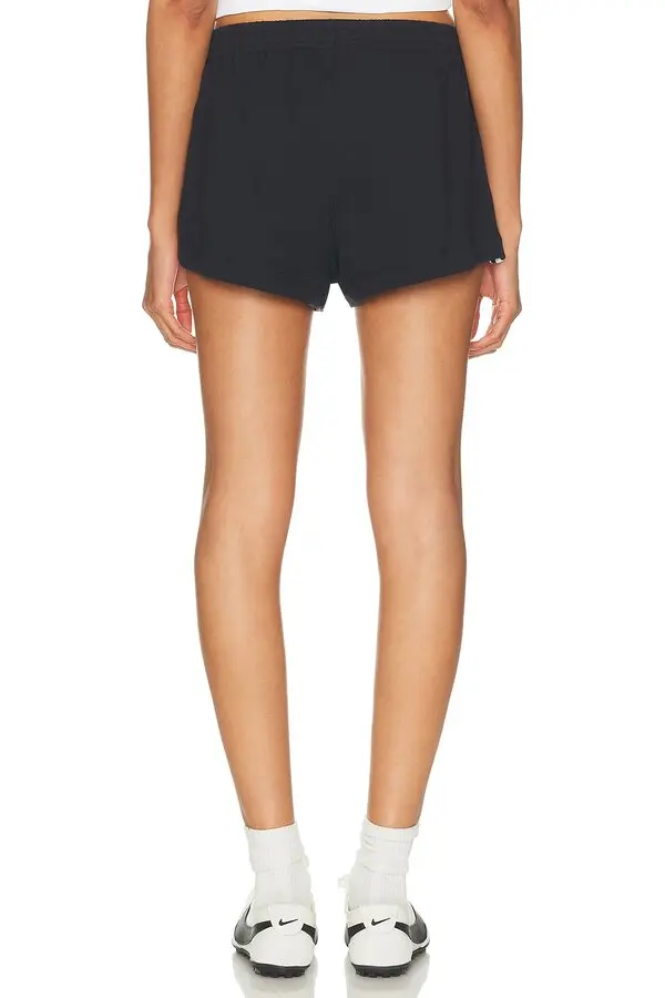 H-o-r-s-e The Short Short