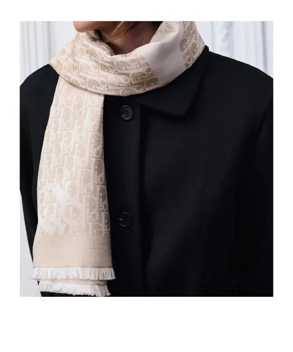 Dior Infini Shawl