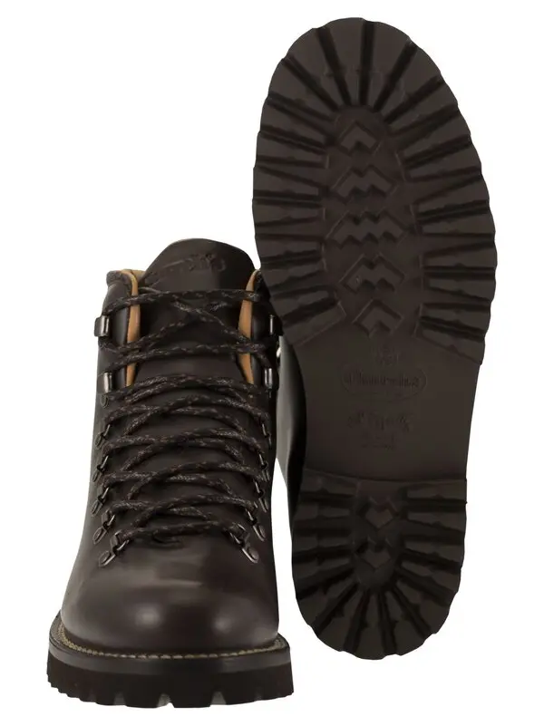 Church's Poulton Calfskin Hiking Boots - Brown