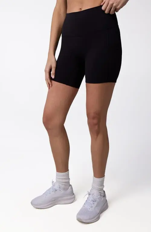 CENTERLINE ATHLETICS Essential 5" High Rise Short - Black