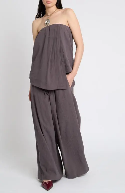 MUSE ASSEMBLY Asymmetric Hem Bandeau Top