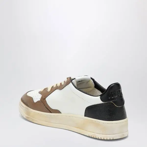 AUTRY Medalist Low Vintage Finish Leather Sneakers - Black