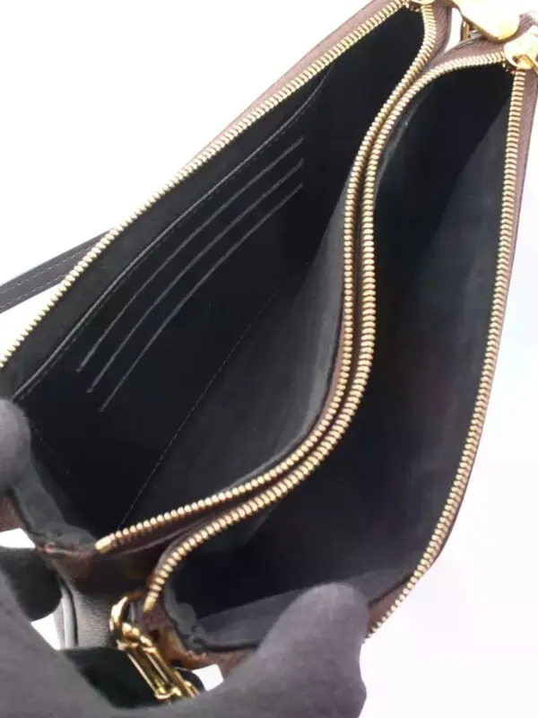 LOUIS VUITTON 2020 Monogram Giant Reverse Double Zip Pochette Crossbody Bag