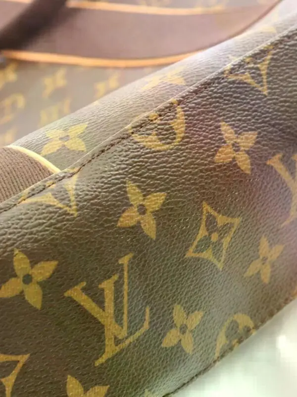 LOUIS VUITTON Monogram Canvas Tote Bag