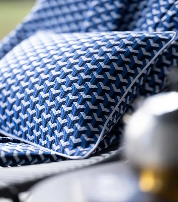 CELSO DE LEMOS Jacquard Tea Cushion Cover