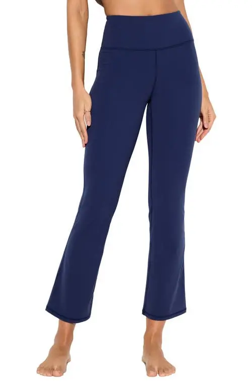 Spiritual Gangster Euphoria 3\/4 Slim Flare Leggings