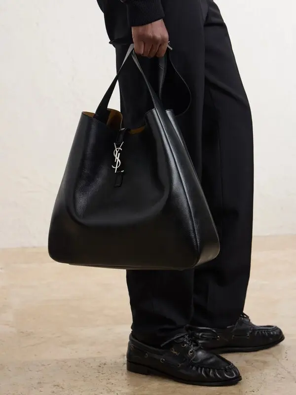 Saint Laurent Le 5 À 7 Logo-embellished Messenger Bag - Black