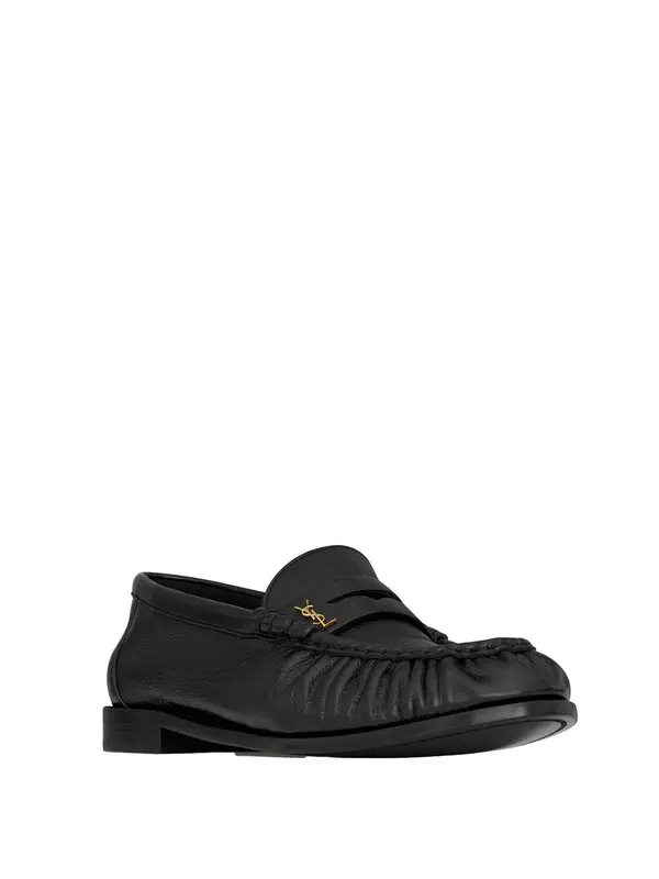 Saint Laurent Le Loafer Supple In Shiny Leather