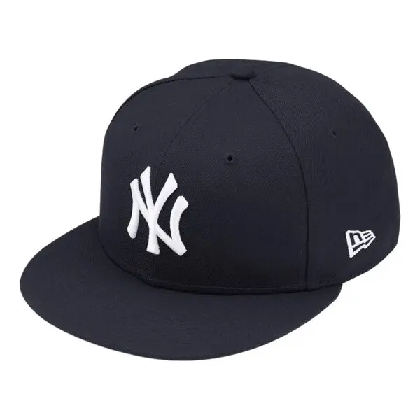 Supreme X New York Yankees X New Era