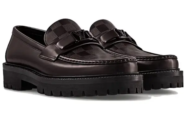 LOUIS VUITTON Major Loafers
