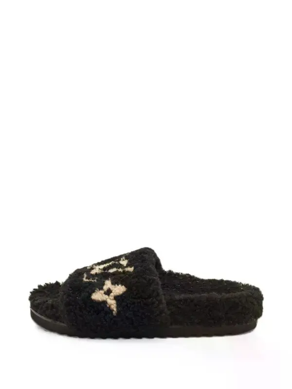 LOUIS VUITTON Paseo Monogram Shearling Slides