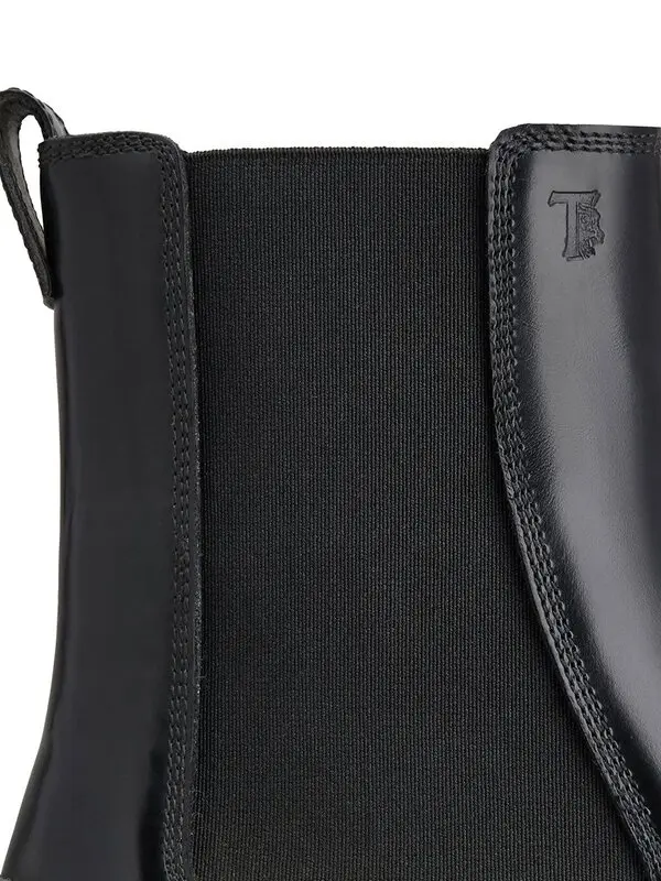 TOD'S Leather Chelsea Boots