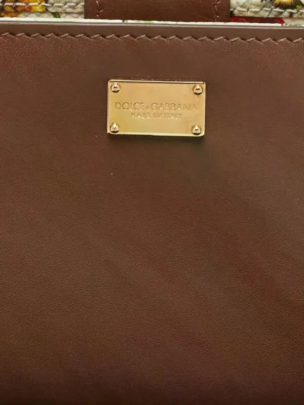 Dolce & Gabbana Logo-plaque Zip-around Wallet