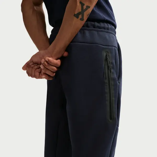 Nike Tottenham Hotspur Tech Fleece Soccer Jogger Pants
