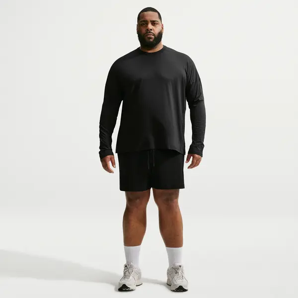 Nike 24.7 Impossiblysoft Light Dri-fit Long-sleeve Top