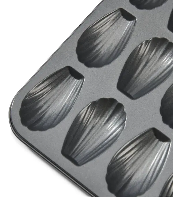 DE BUYER Non-stick Madeleines Baking Tray