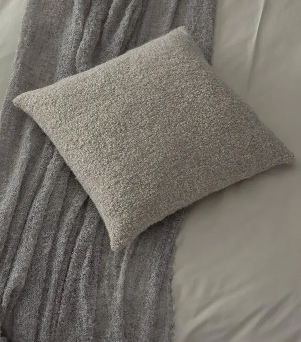 SOCIETY LIMONTA Alpaca Mastice Cushion - Grey