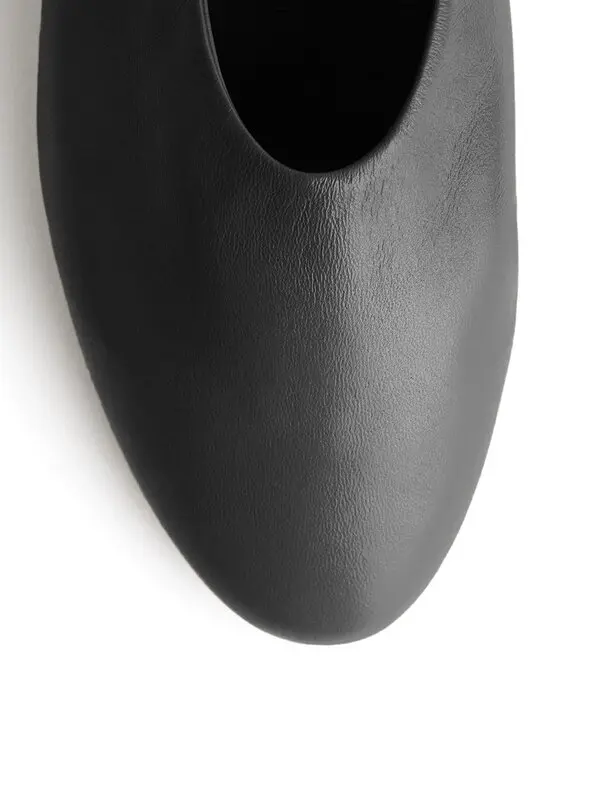 TOTEME Nappa Slip Ballet Flats - Black