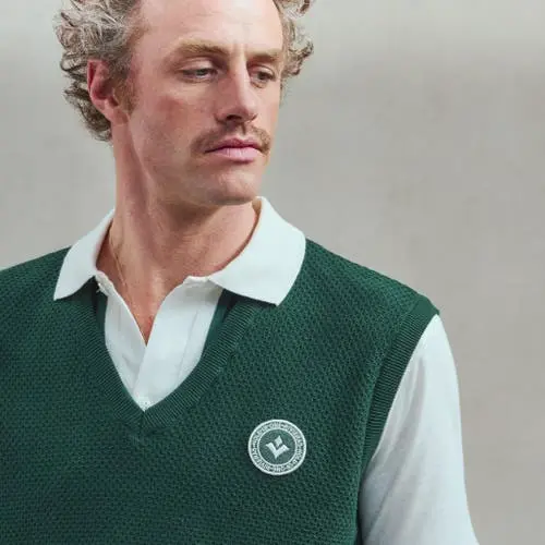 Rivieras V-neck Sleeveless Sweater Vest