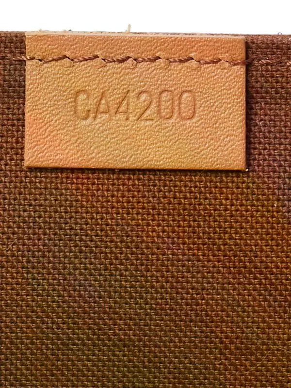 LOUIS VUITTON 2020 Petit Sac Plat Monogram Tote Bag