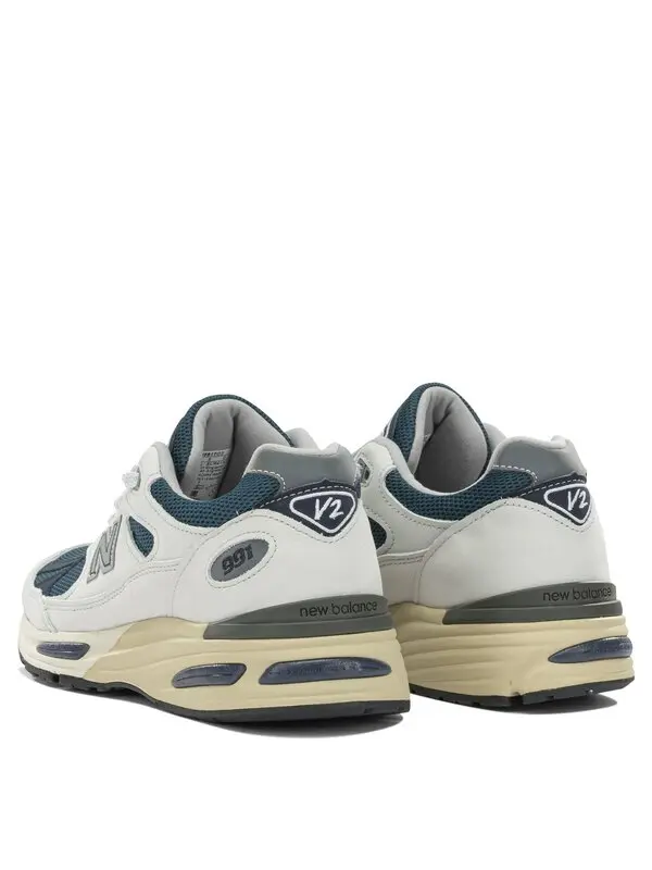 NEW BALANCE Made Inv2' Low Top Sneakers