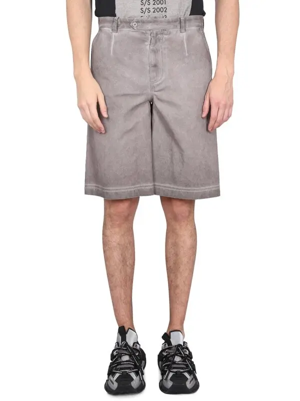 Dolce & Gabbana Bermuda Shorts With Logo Plaque - Multicolor