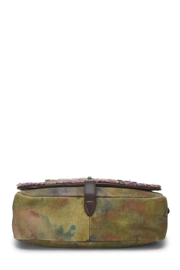 Chanel Graffiti On The Pavements Messenger