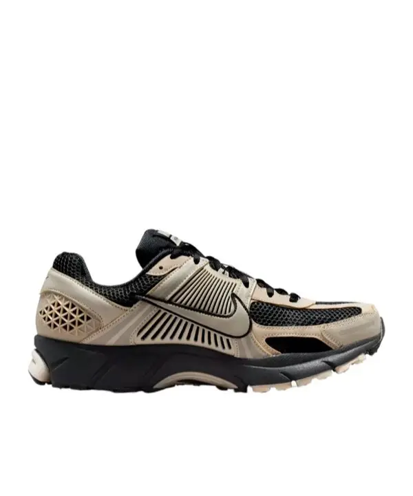 Nike Zoom Vomero 5 - Black