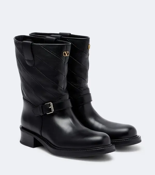 Valentino Garavani Vlogo Leather Biker Boots - Black