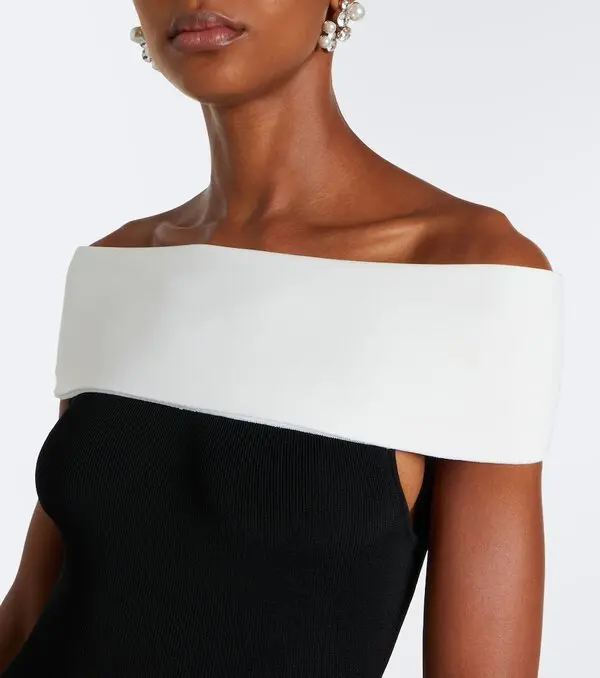Roland Mouret Off-the-shoulder Gown