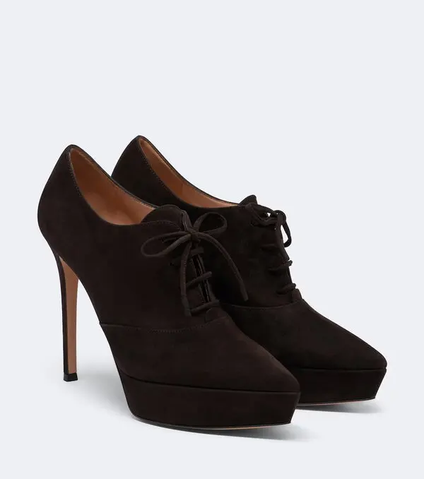 GIANVITO ROSSI Pumps - Brown