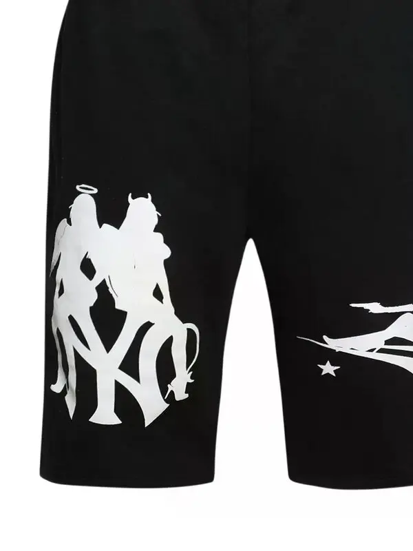 LA MASKARADE Graphic Print Shorts - Black