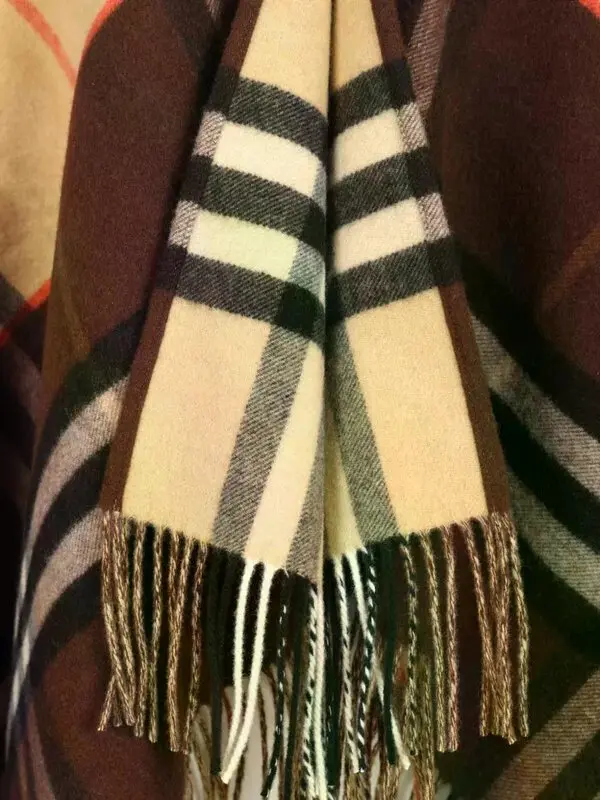 Burberry Check Cape