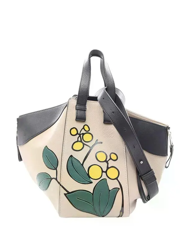 Loewe Small Leather Hammock Satchel - Neutrals