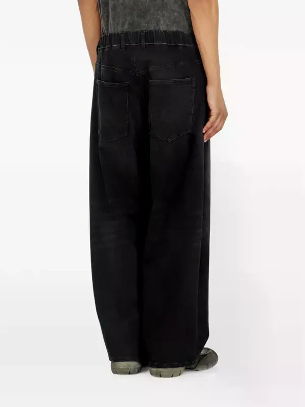 DIESEL® Relaxed Fit Joggjeans