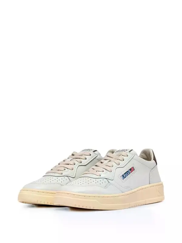 AUTRY Medalist Leather Sneakers - Grey