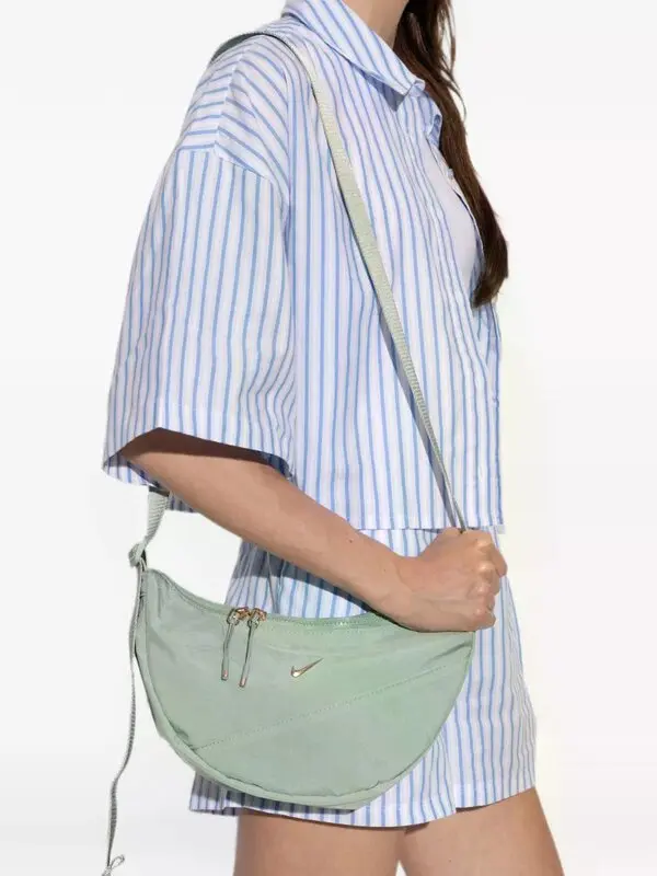 Nike Aura Logo-plaque Cross Body Bag - Green