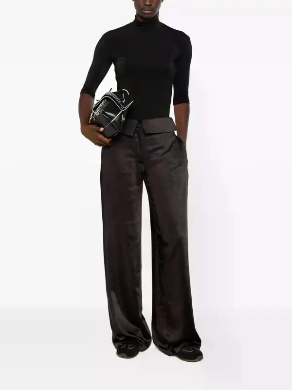 A.M.G. High-neck Elbow-sleeve Top