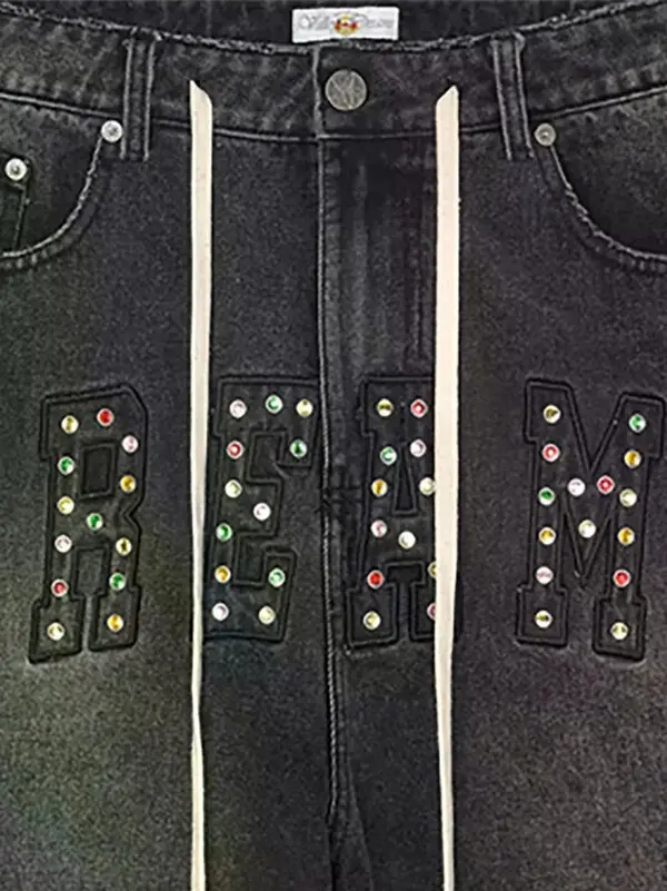 VALE FOREVER Patch Detail Denim Shorts