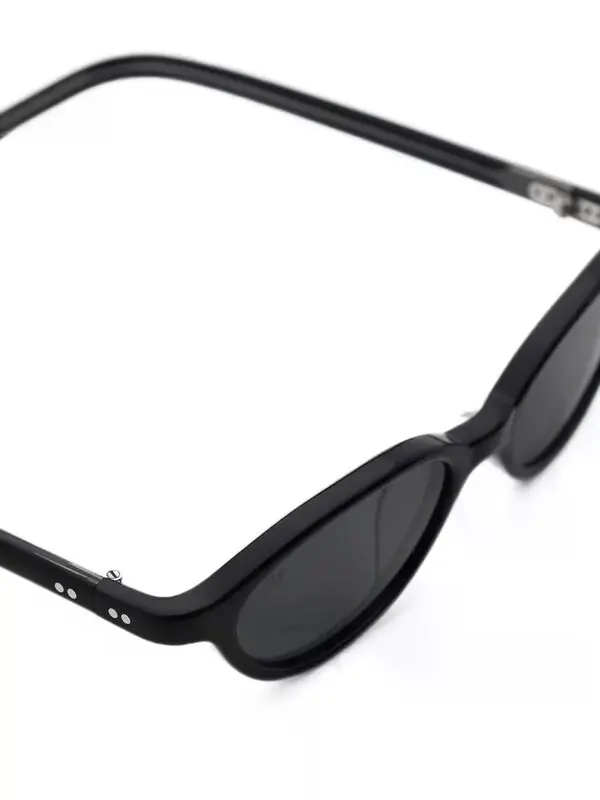 AKILA Oval Sunglasses - Black