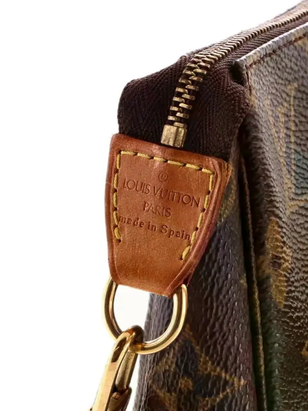 LOUIS VUITTON Monogram Canvas Pochette Accessoires Clutch Bag - Brown